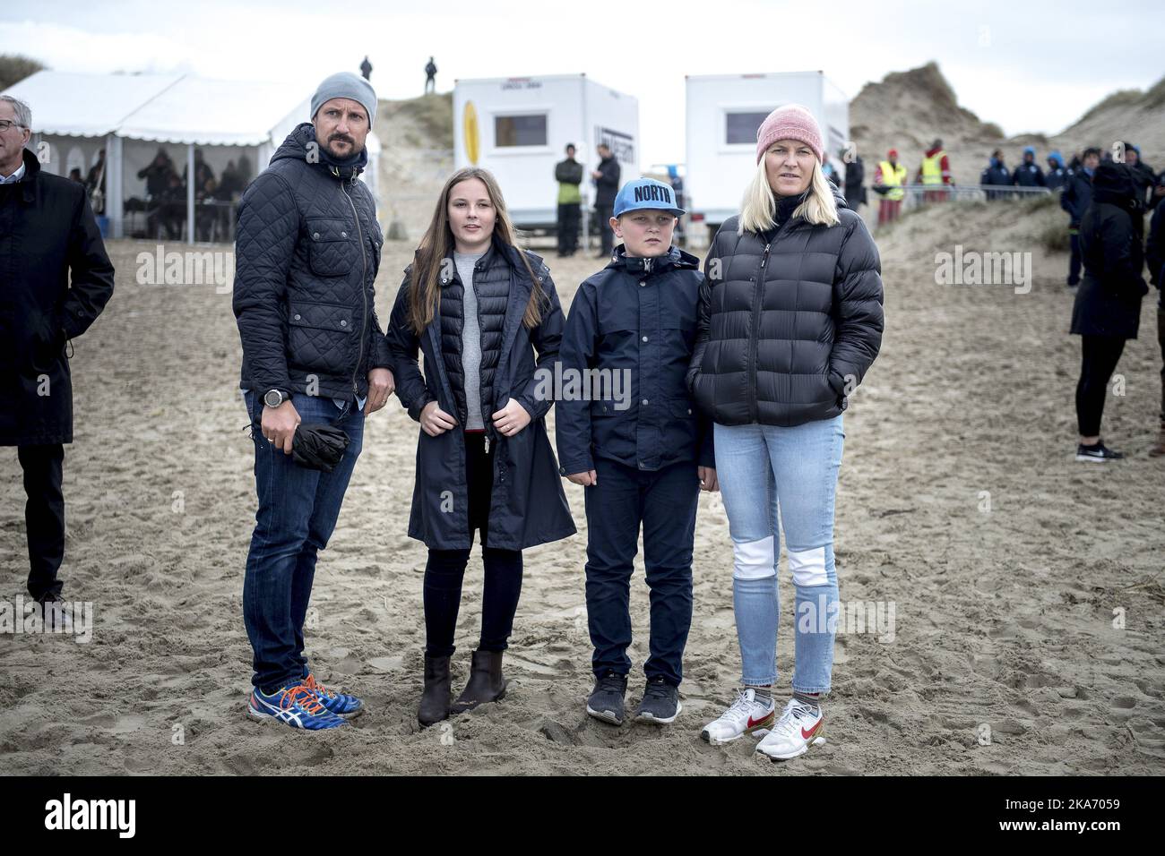 Klepp, Norwegen 20171007. Kronprinz Haakon (links), Kronprinzessin ...