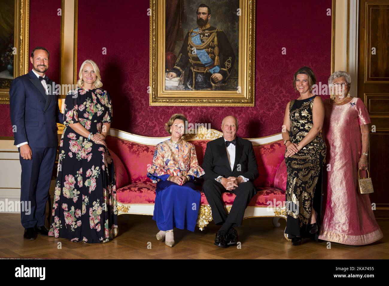 Prinzessin martha louise und kronprinz harald zusammen foto -Fotos und -Bildmaterial in hoher ...