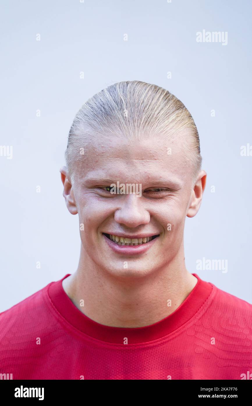 Erling haaland family -Fotos und -Bildmaterial in hoher Auflösung – Alamy
