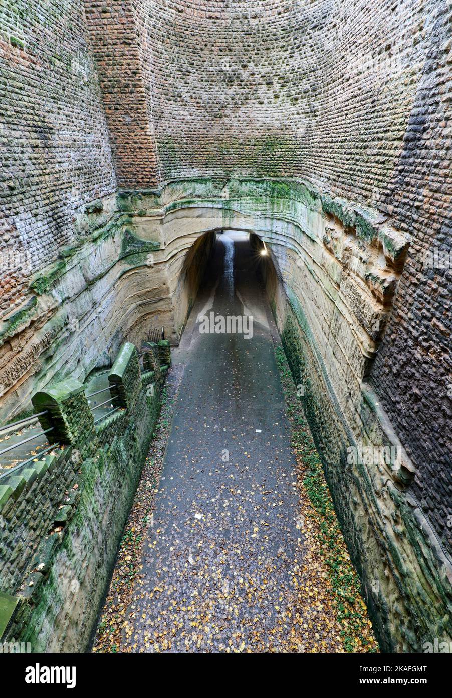 Blick von der College Street in einen Teil des mit Steinen gesäumten ...