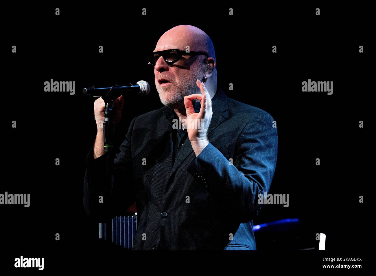 Mario biondi strahlt weiter -Fotos und -Bildmaterial in hoher Auflösung ...