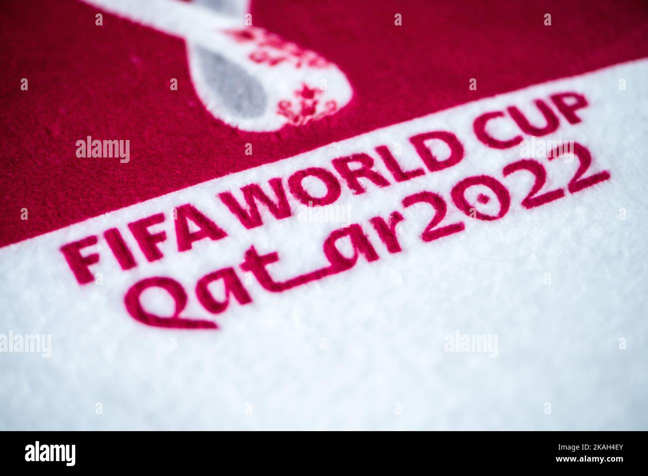 KATAR, DOHA, 18. OKTOBER 2022: Logo der FIFA Fußball-Weltmeisterschaft ...