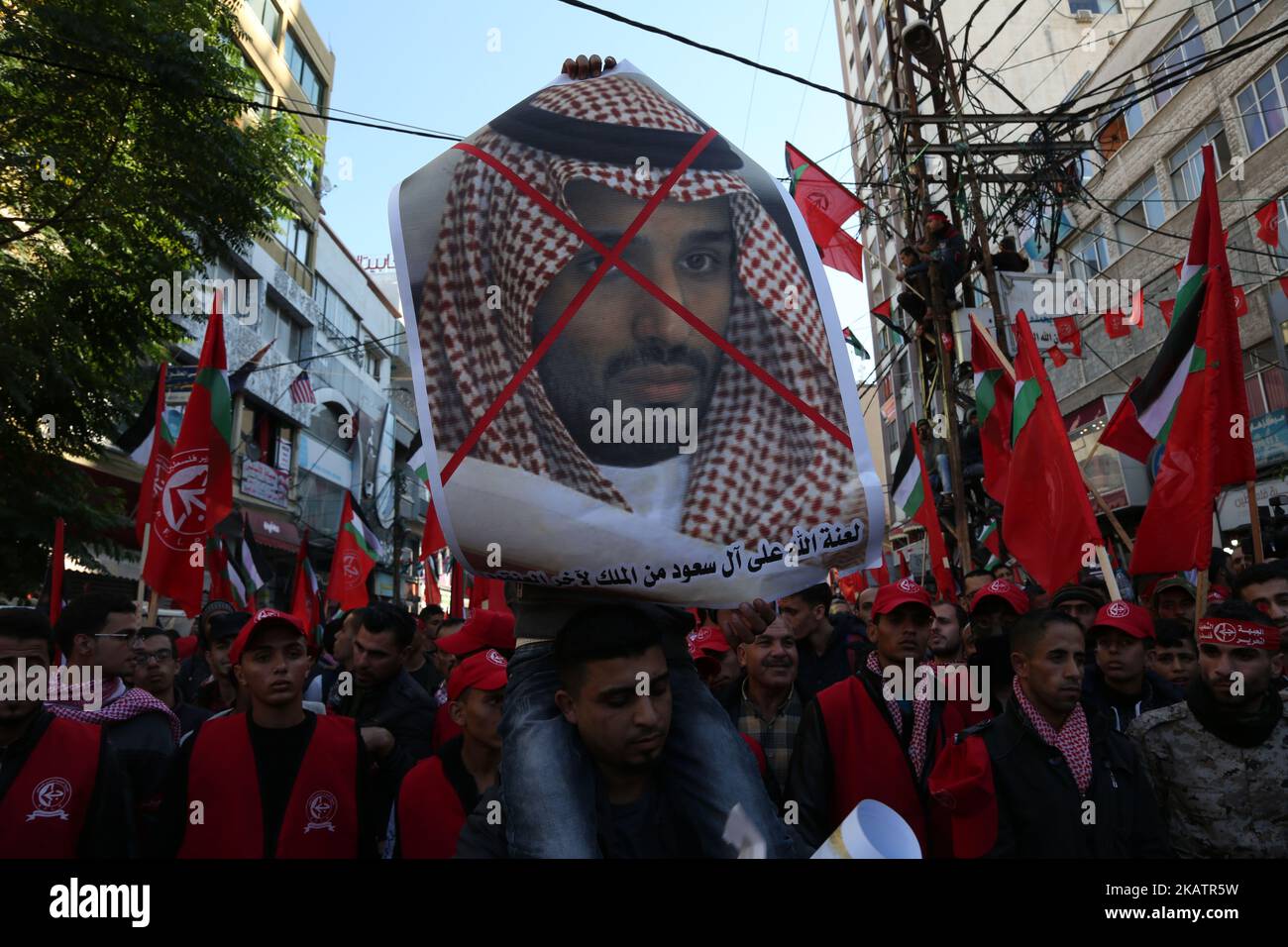 Anhänger der Palästinensischen Volksfront zur Befreiung Palästinas ...