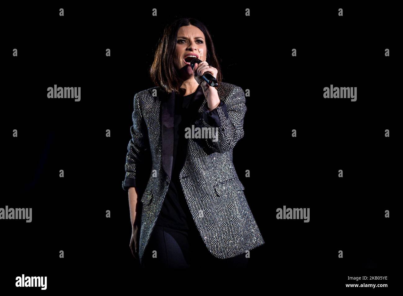 Laura pausini fotografie -Fotos und -Bildmaterial in hoher Auflösung ...