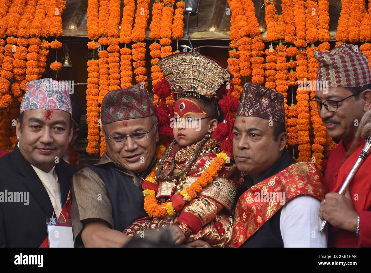 Anhänger, die am letzten Tag des Indra-Jatra-Festivals am 28. September ...