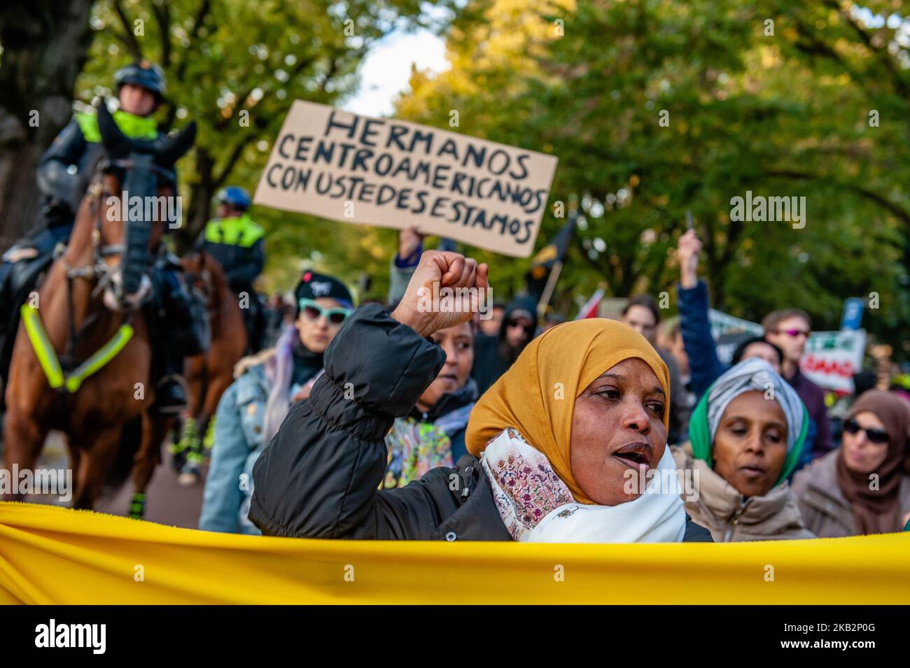 Geen mens ist illegaal -Fotos und -Bildmaterial in hoher Auflösung – Alamy