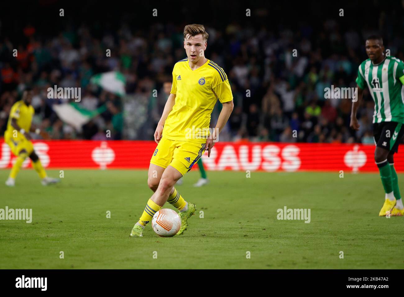 Echte betis gegen hjk helsinki -Fotos und -Bildmaterial in hoher ...