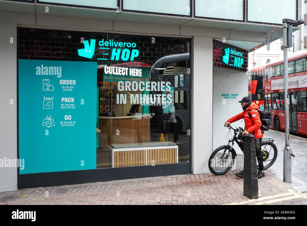 Deliveroo hop shop -Fotos und -Bildmaterial in hoher Auflösung – Alamy