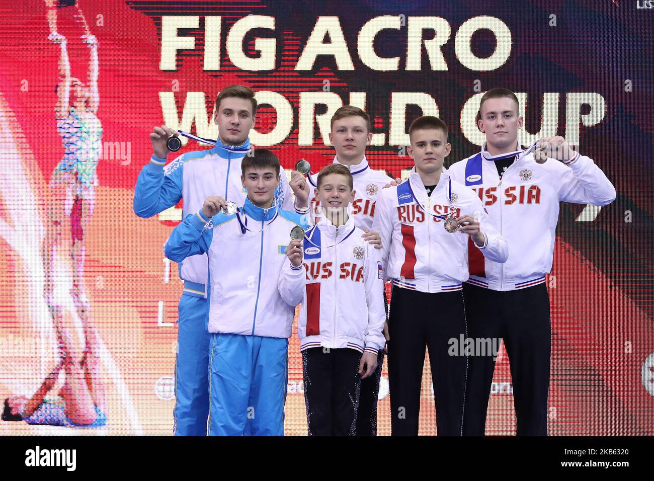 Kasachstans Daniyel DIL, Vadim Shulyar (L) (Silbermedaille), Russlands Timofei Iwanow, Maksim ...