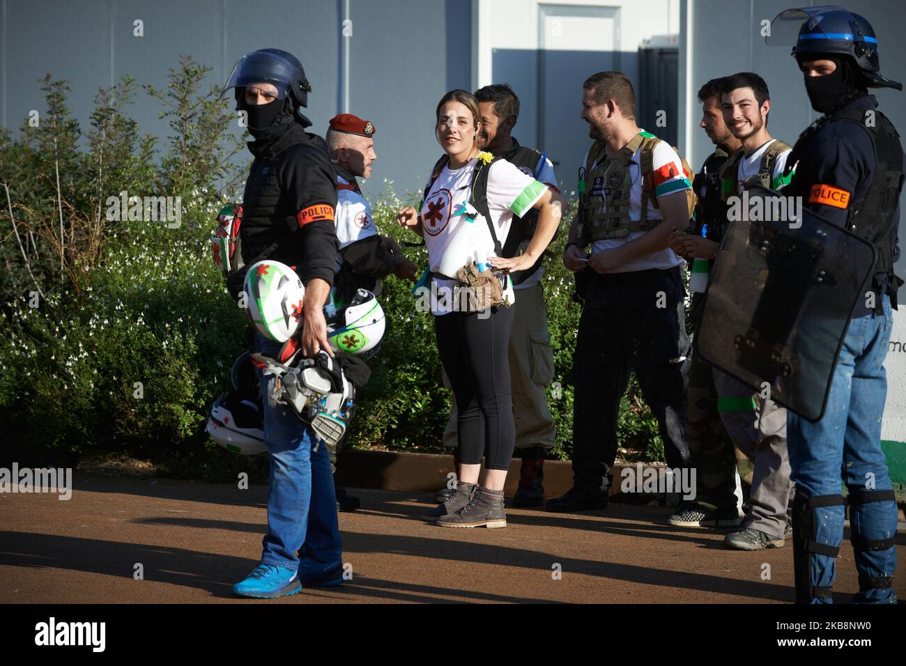 Mobile anti aufruhr einheit -Fotos und -Bildmaterial in hoher Auflösung ...