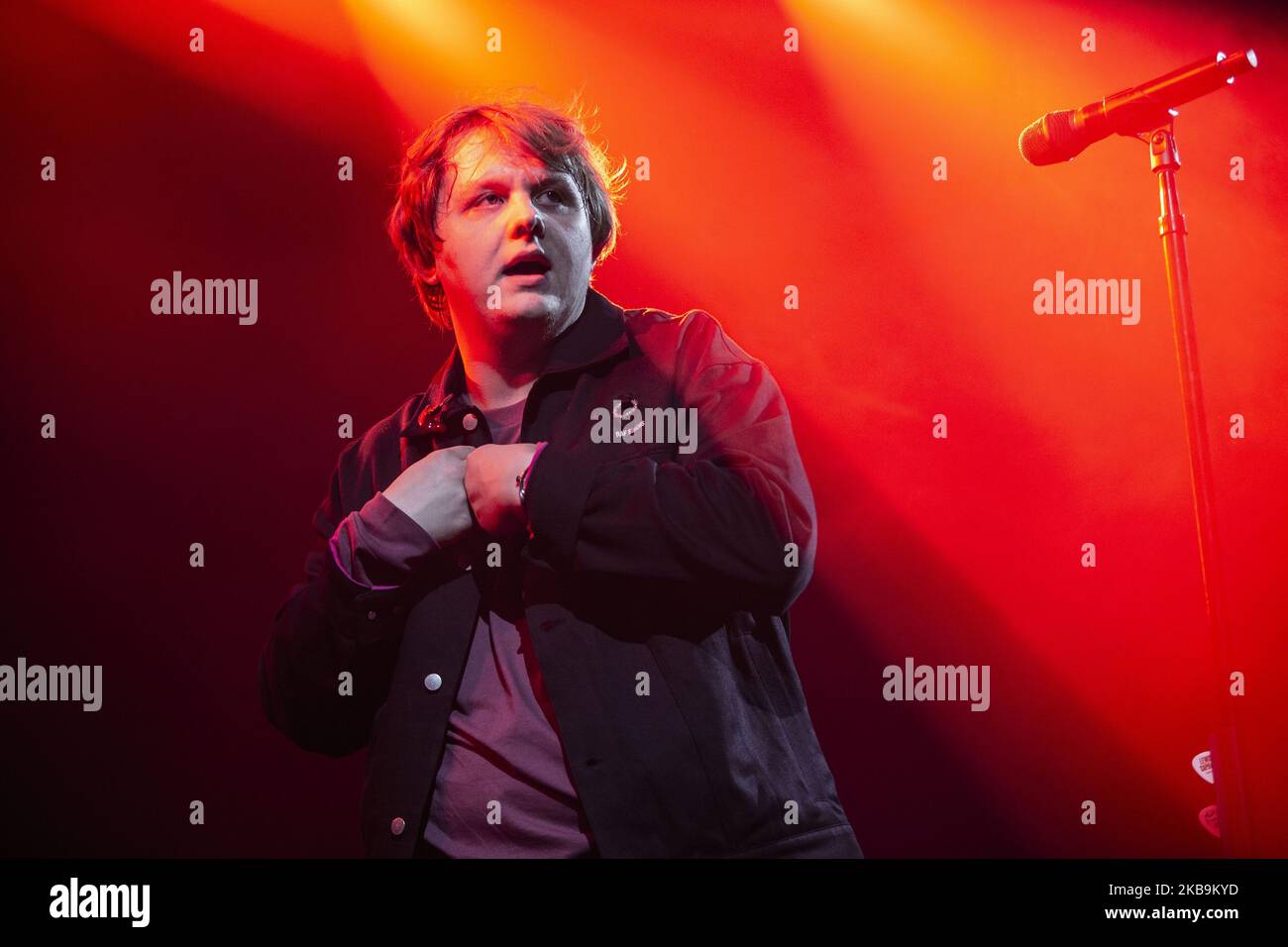 Lewis marc capaldi -Fotos und -Bildmaterial in hoher Auflösung – Alamy