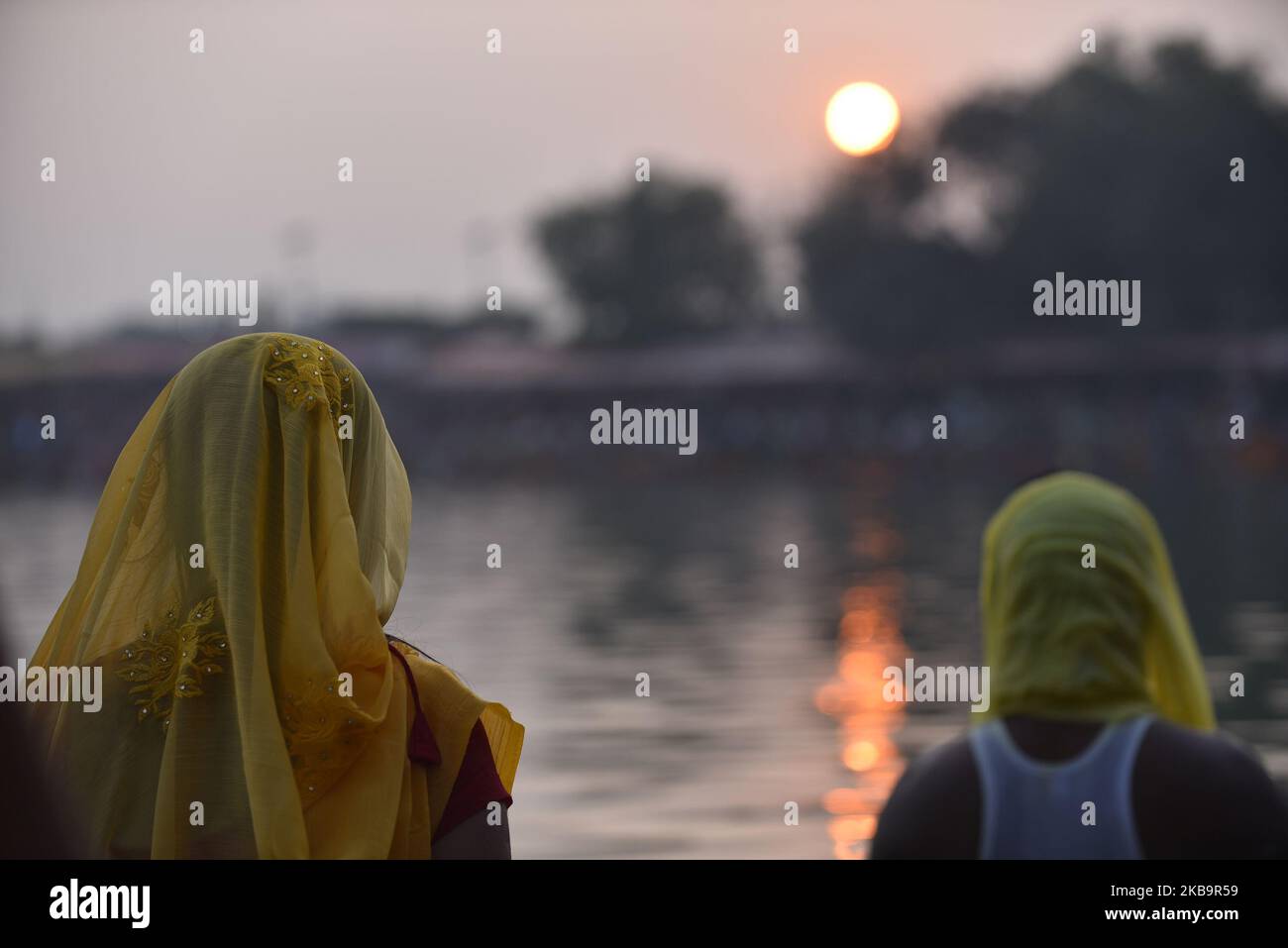 Chhath parba -Fotos und -Bildmaterial in hoher Auflösung – Alamy