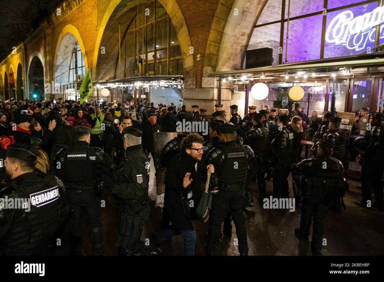 Die Demonstration gegen die Rentenreform wird in Paris fortgesetzt. Am ...