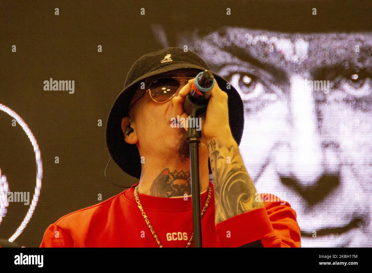 Neues album echt -Fotos und -Bildmaterial in hoher Auflösung – Alamy