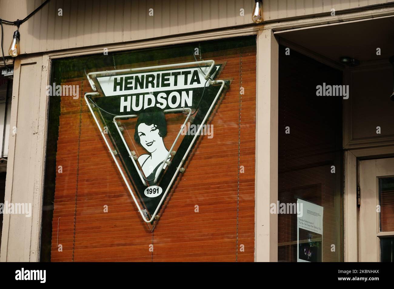 Ansicht von henrietta hudson -Fotos und -Bildmaterial in hoher ...