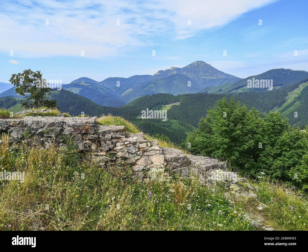 Dorf kalameny -Fotos und -Bildmaterial in hoher Auflösung – Alamy