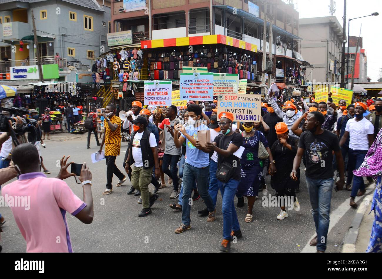 Niveau der armut -Fotos und -Bildmaterial in hoher Auflösung – Alamy