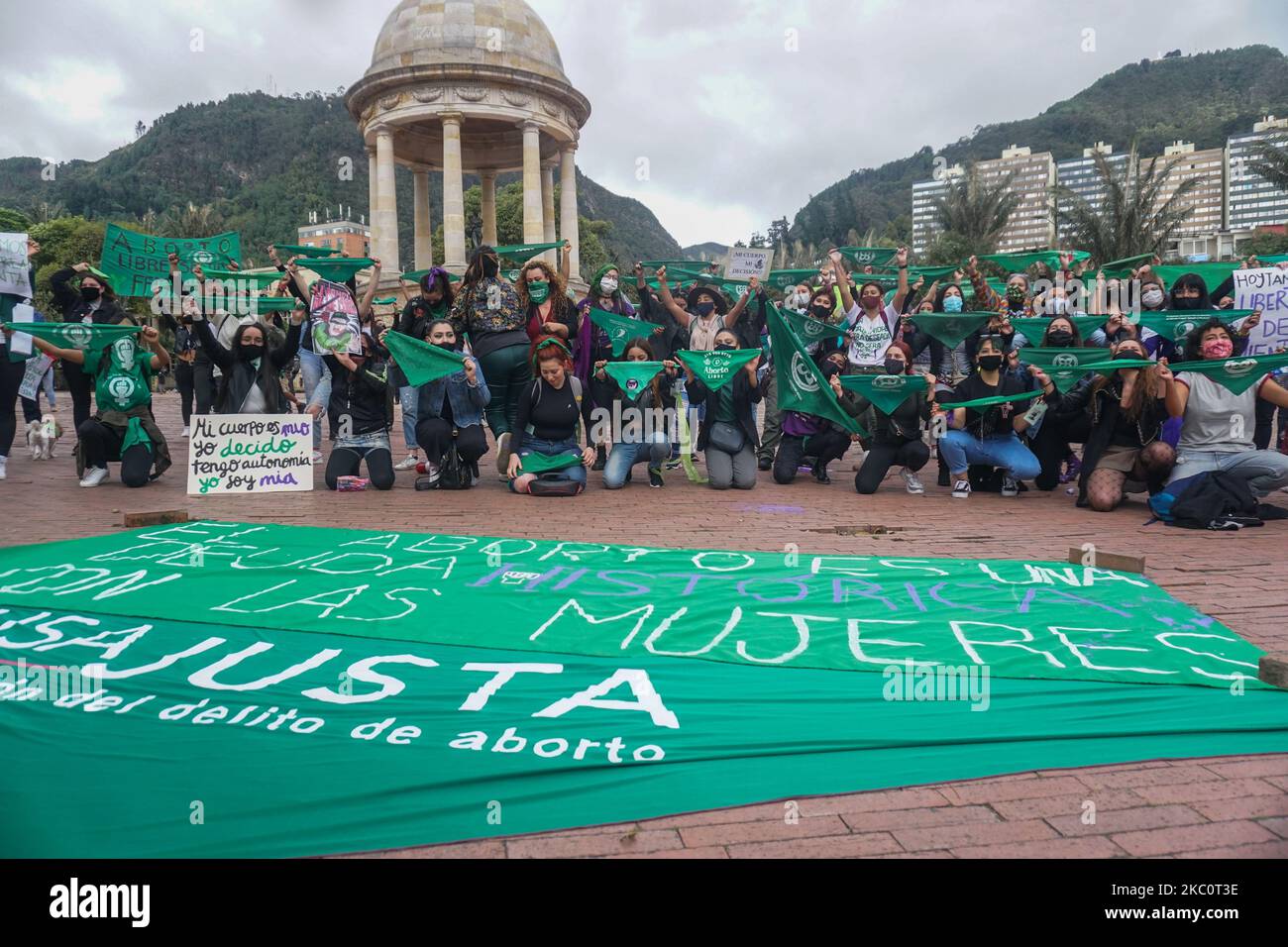 Frauen nehmen an einer Demonstration Teil, die die Legalisierung von Abtreibungen im Rahmen des ...