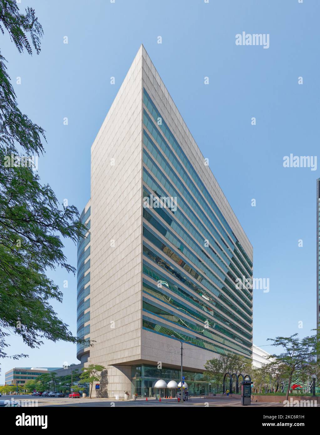 45 Erieview Plaza, ehemalige AT&T-Büros, die in Wohnungen umgewandelt ...