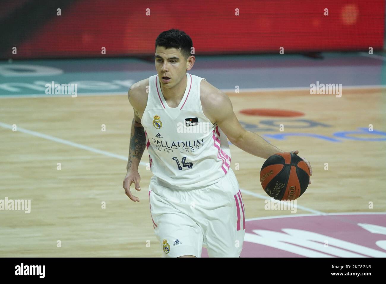 Gabriel deck von real madrid gesten -Fotos und -Bildmaterial in hoher Auflösung – Alamy