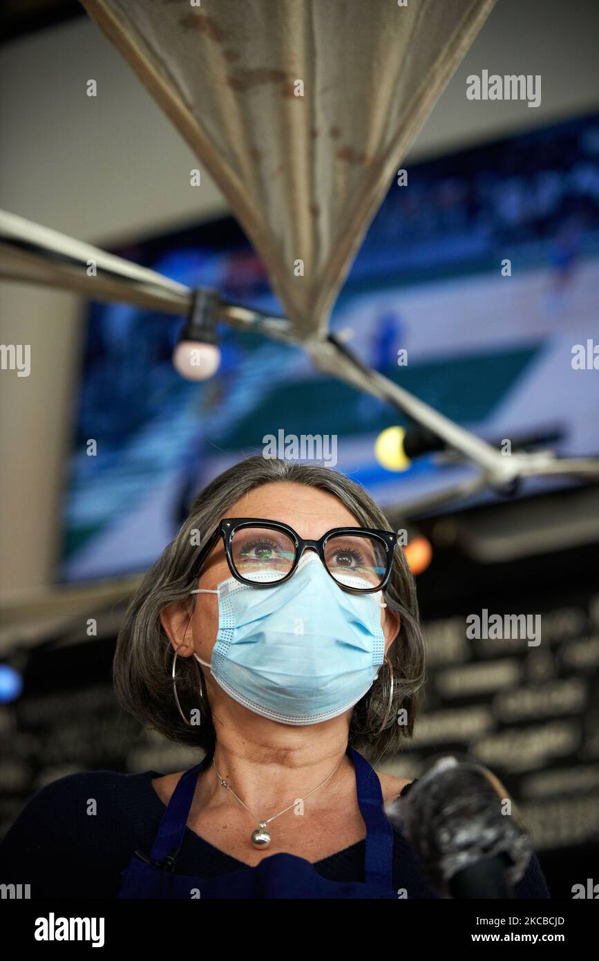 Laure favier michel -Fotos und -Bildmaterial in hoher Auflösung – Alamy