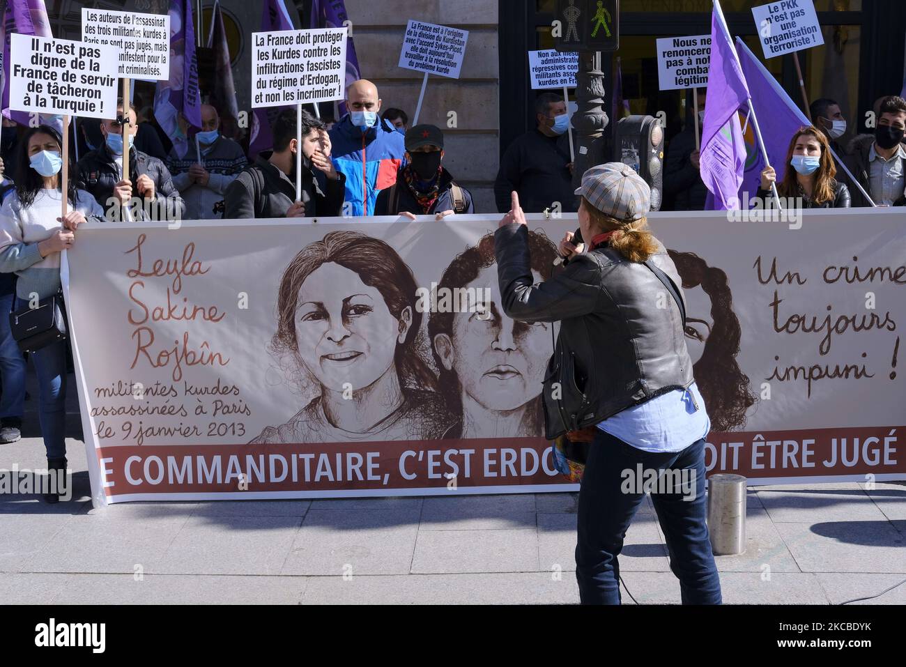 Tod kurdischer aktivisten -Fotos und -Bildmaterial in hoher Auflösung ...