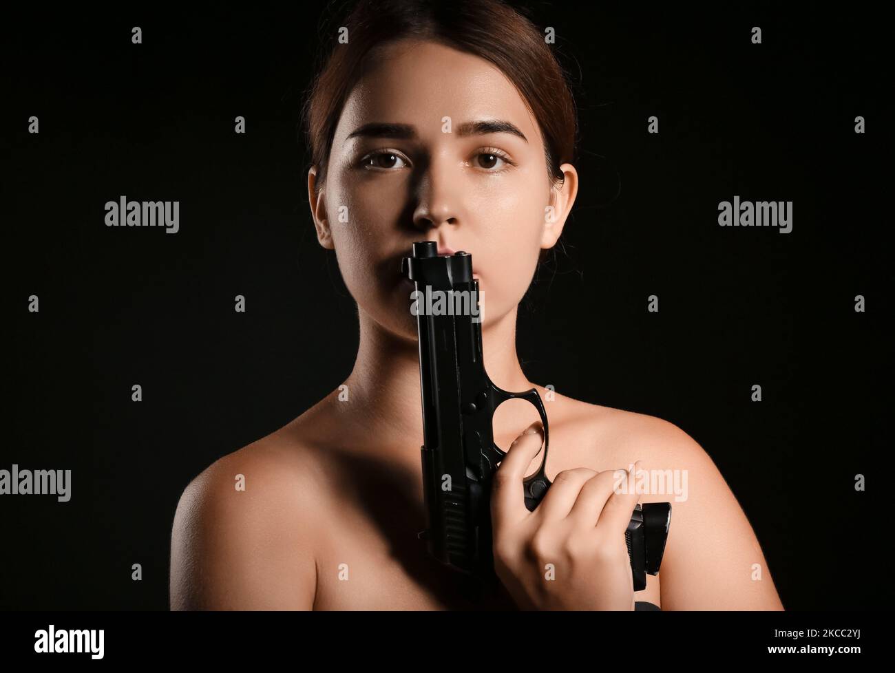 Fakten zur waffe -Fotos und -Bildmaterial in hoher Auflösung – Alamy