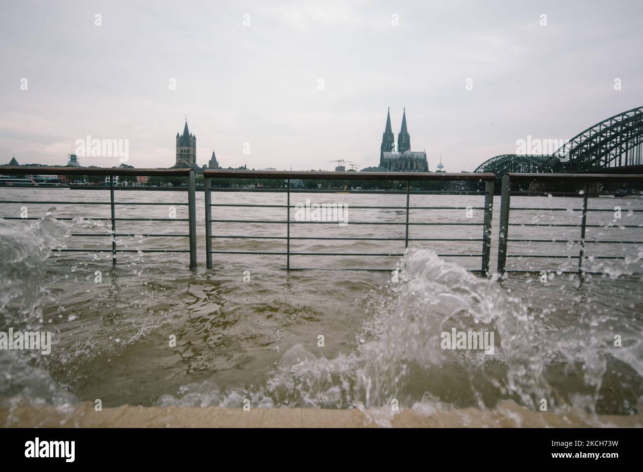 Cologne flooding -Fotos und -Bildmaterial in hoher Auflösung – Alamy