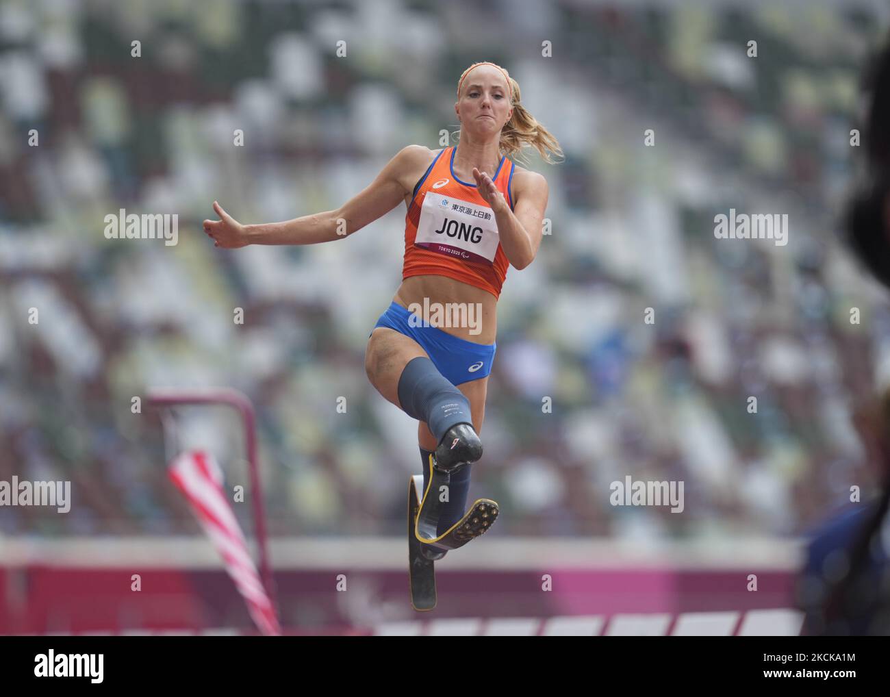 Niederlande gewinnt und bricht den weltrekord im weitsprung -Fotos und -Bildmaterial in hoher ...