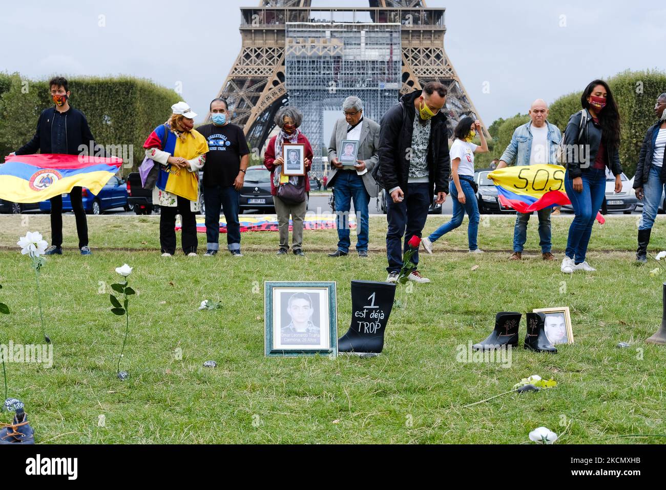 Kolumbianische Kundgebung in Paris, Frankreich, am 29. August 2021 vor ...