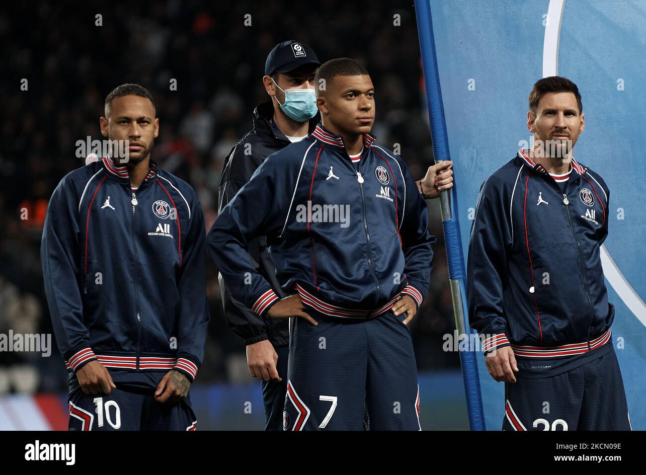 Kylian mbappe lionel messi -Fotos und -Bildmaterial in hoher Auflösung – Alamy