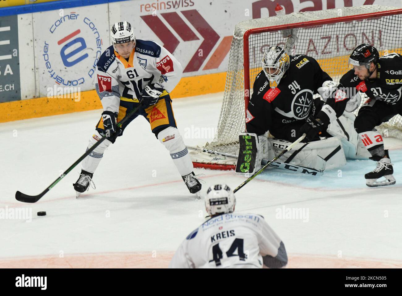 Sven Leuenberger EV Zug HC Lugano vs. EV Zug Nationalliga Saison 2021/ ...