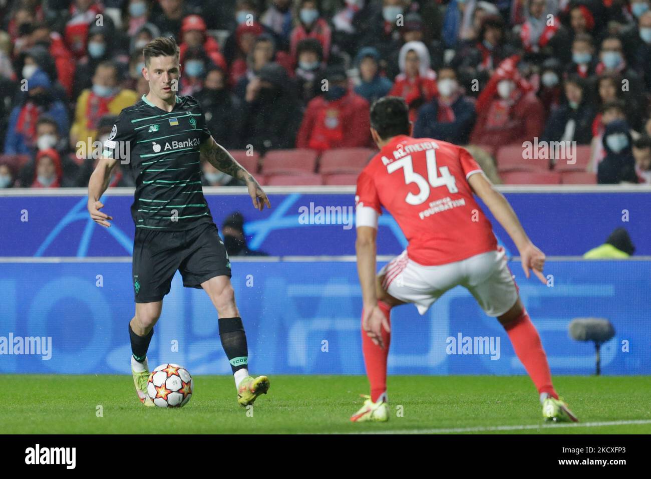 Benjamin Verbi? Mittelfeldspieler des FK Dinamo Kiev beim UEFA ...