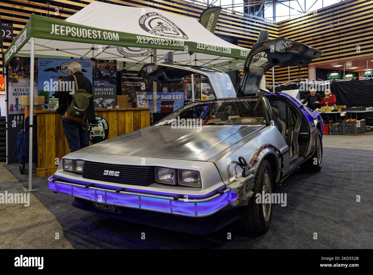 LYON, FRANKREICH, 4. November 2022 : Replik von Back to the Future De ...
