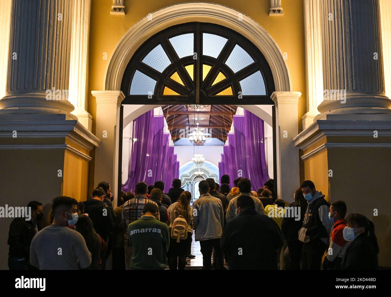 Die Feier des Aschermittwochs in der Kathedrale unserer Lieben Frau von ...