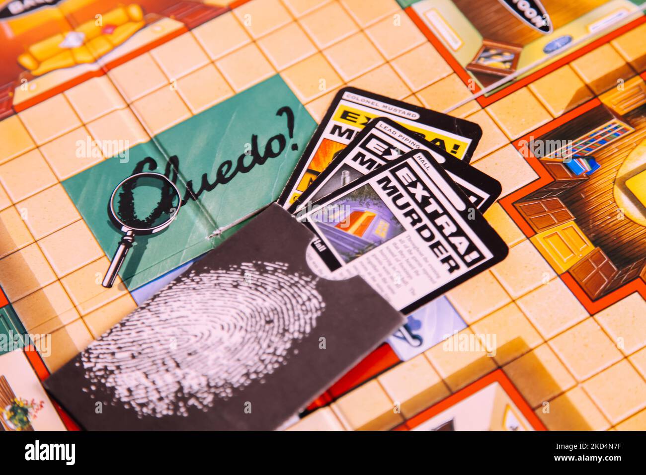 Waddingtons Original Cluedo Brettspiel, Colonel Mustard mit der ...