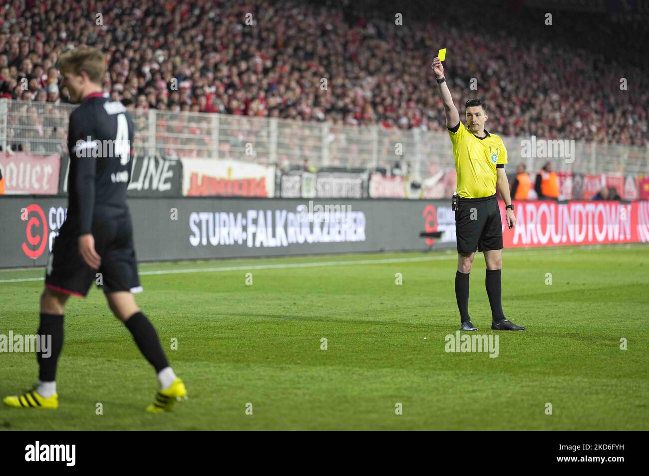 Timo hubers 1 fc cologne -Fotos und -Bildmaterial in hoher Auflösung – Alamy