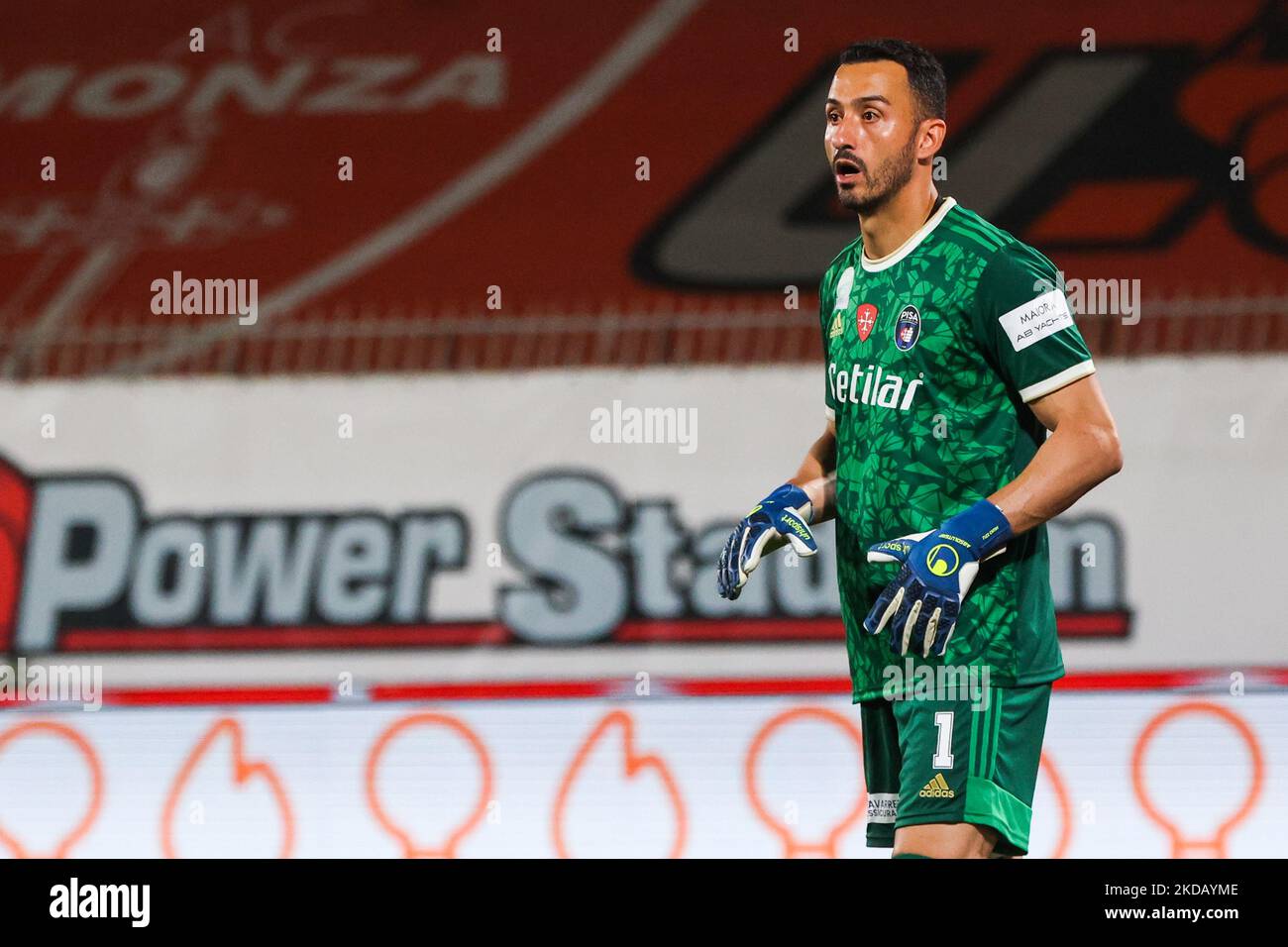 Ac monza gegen ac pisa -Fotos und -Bildmaterial in hoher Auflösung – Alamy