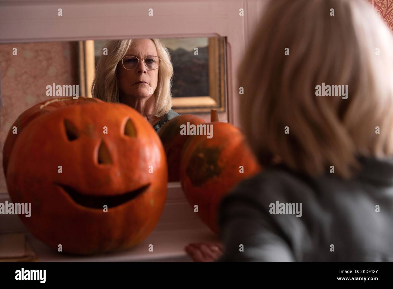 JAMIE LEE CURTIS in HALLOWEEN ENDS (2022), Regie: DAVID GORDON GREEN ...