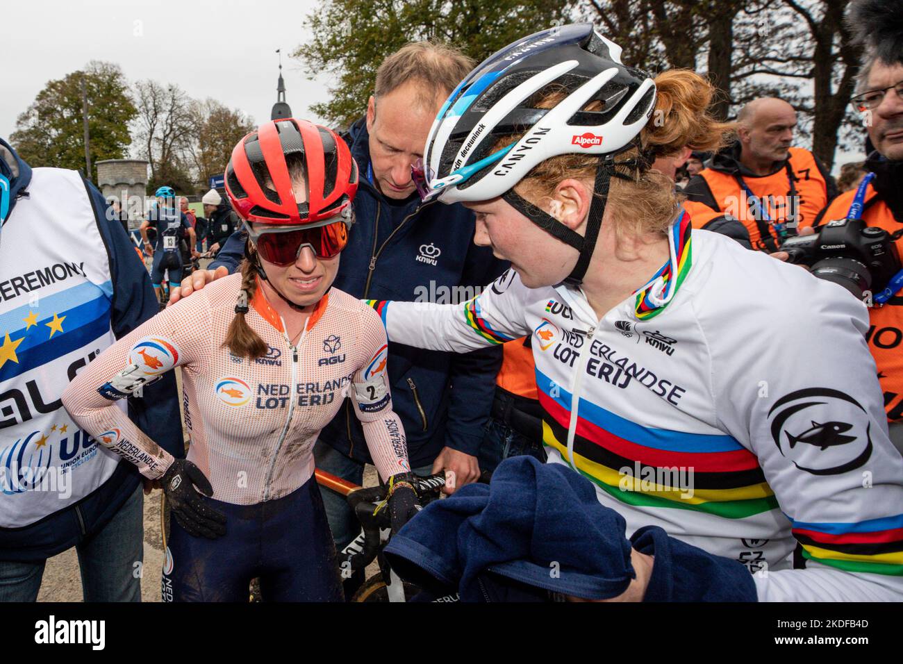 Die Holländerin Shirin van Anrooij und der Holländer Puck Pieterse, aufgenommen nach dem ...