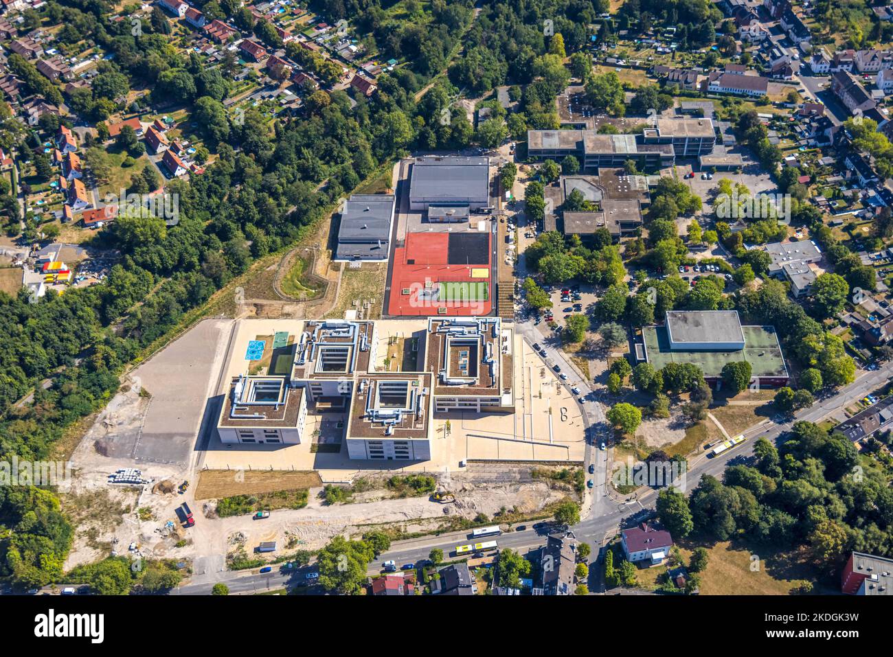 Neubau der gustav heinemann gesamtschule mit sporthallen -Fotos und ...