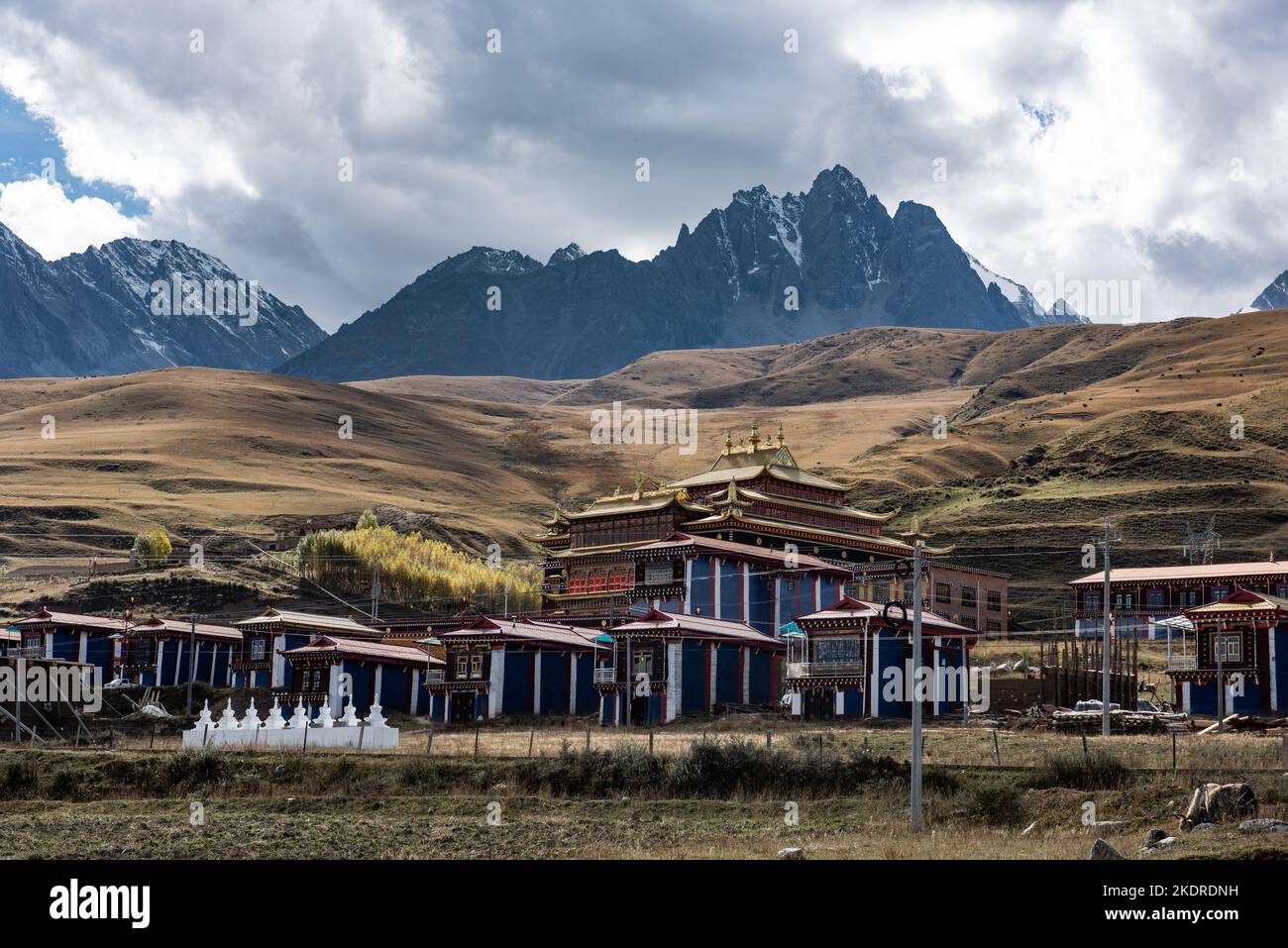 Dege sichuan province -Fotos und -Bildmaterial in hoher Auflösung – Alamy
