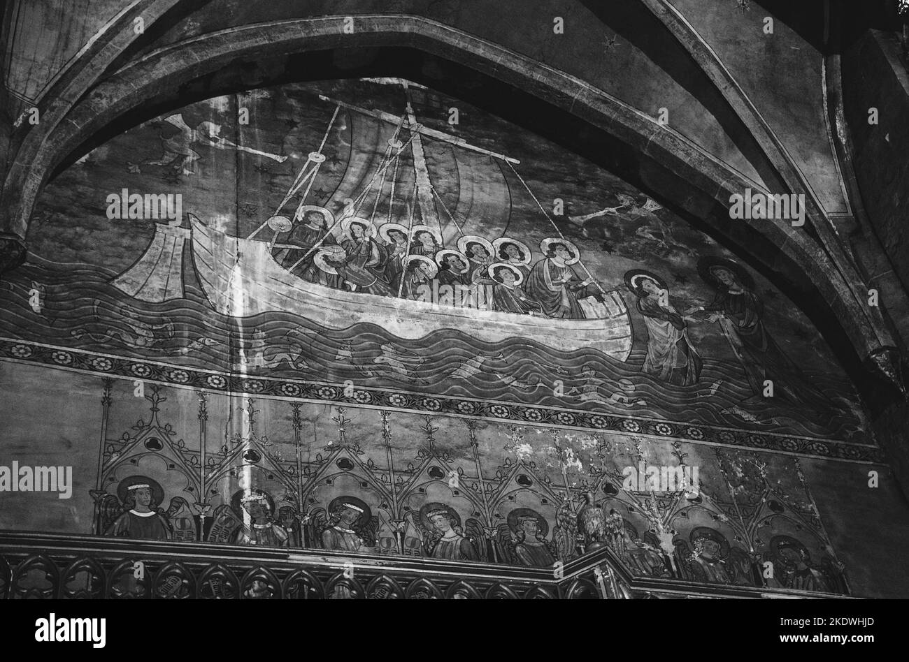 Christliche symbole an der wand Schwarzweiß-Stockfotos und -bilder - Alamy