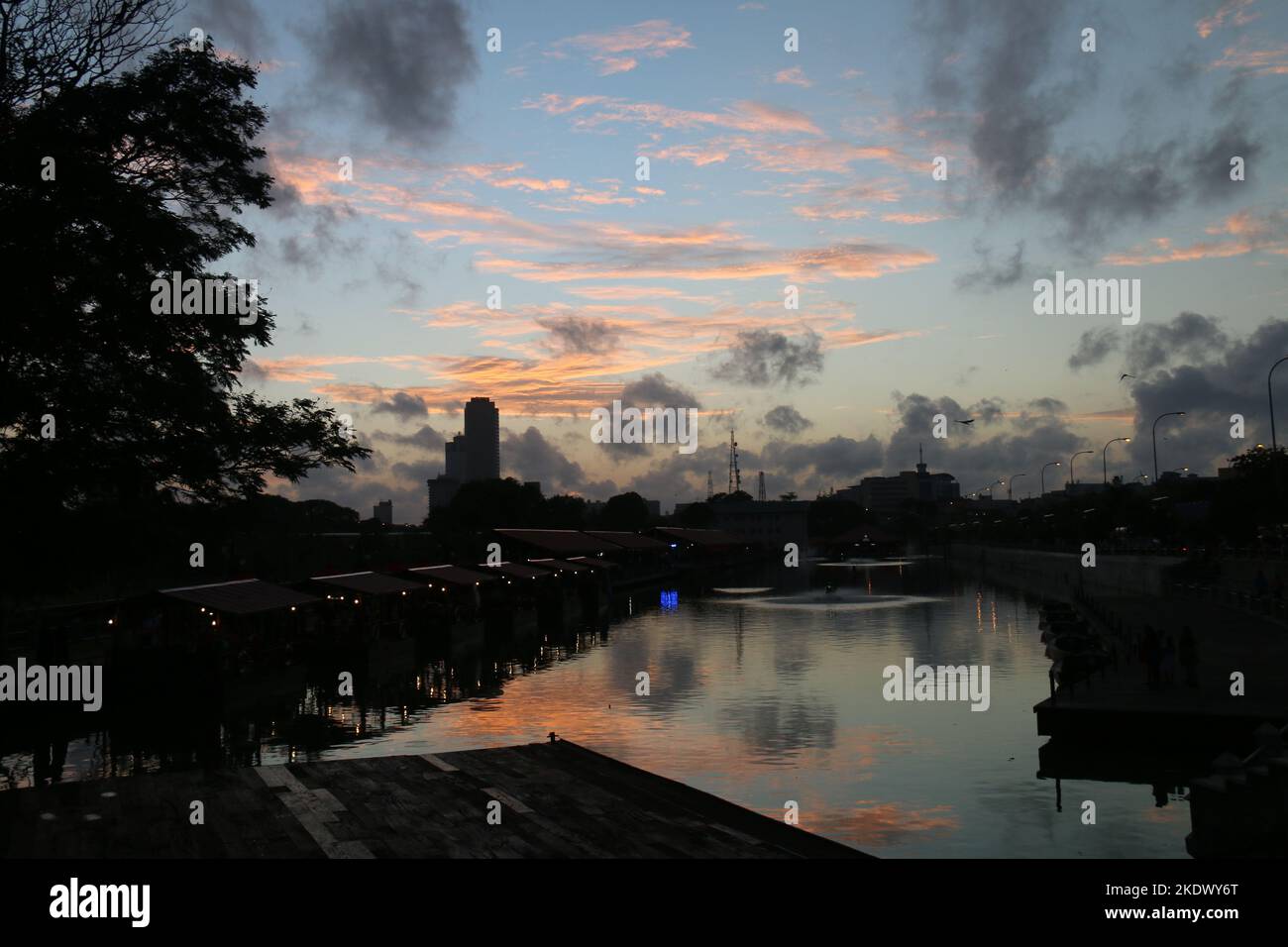 Pettah floating market -Fotos und -Bildmaterial in hoher Auflösung – Alamy