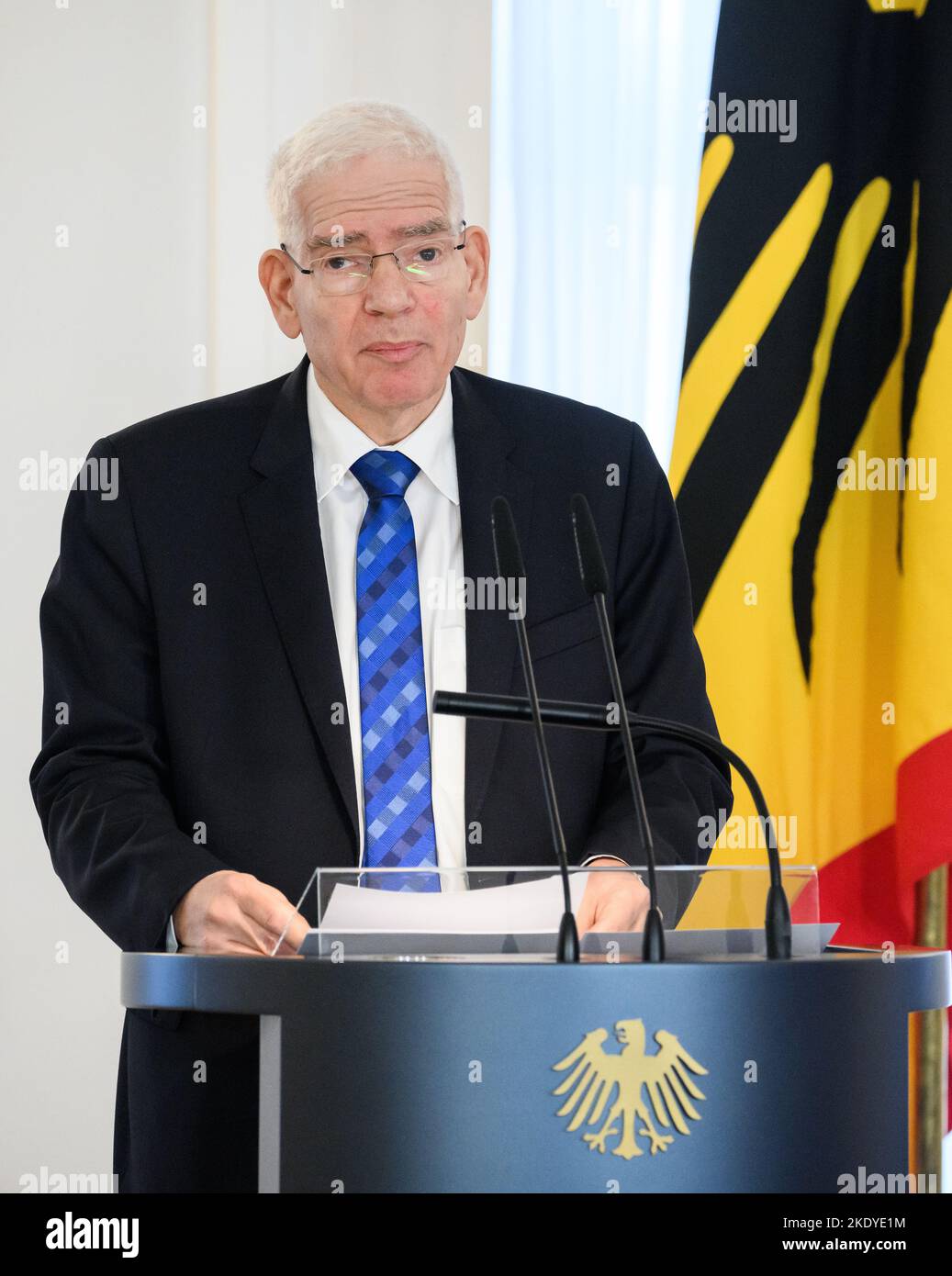 09. November 2022, Berlin: Josef Schuster, Präsident des Zentralrats ...