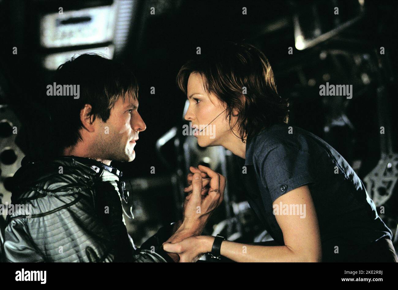 Der kern 2003 aaron eckhart -Fotos und -Bildmaterial in hoher Auflösung ...