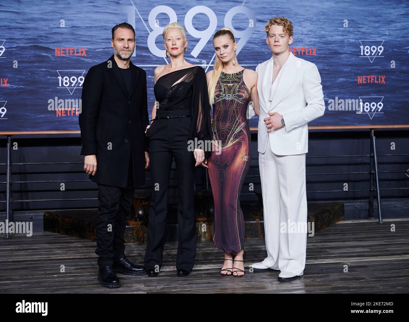 Berlin, Deutschland. 10.. November 2022. Alexandre Willaume (l-r ...