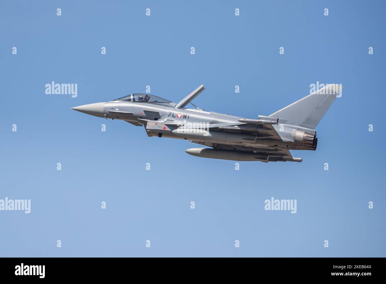 Austrian Air Force - Eurofighter Typhoon demonstriert ihre Quick ...