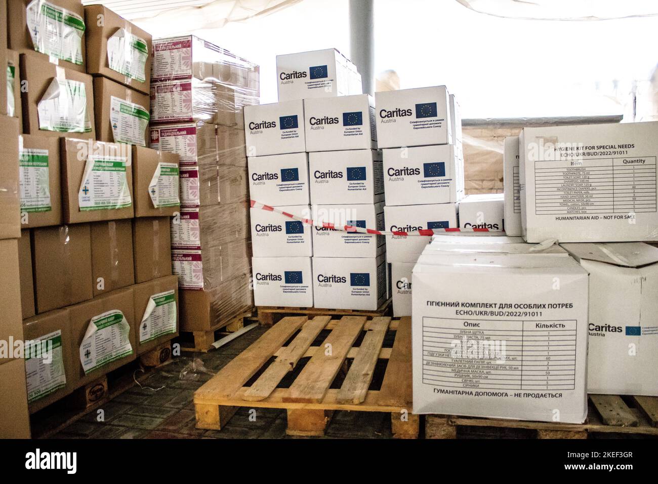 Flüchtlingszentrum der Caritas Dnipro. Caritas Ukraine leistet humanitäre Hilfe und unterstützt ...