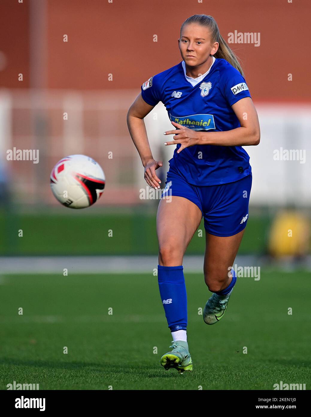 Rhianne Oakley von Cardiff City Women's - Pflichtfeld: Ashley Crowden ...